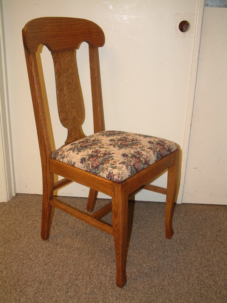 Curved Back Oak Chairs Set of 4 – Salado Creek Antiques